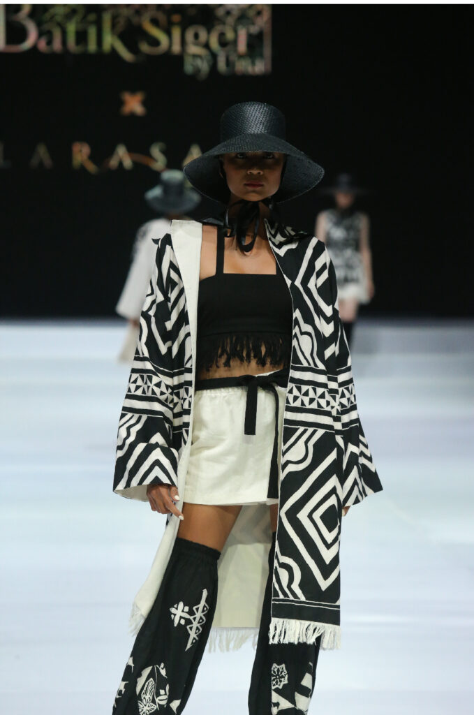 Batik Siger Tampil Minimalis Dan Ringan - Batiklopedia